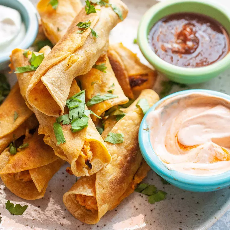 Chicken Taquitos – Sids Sauce